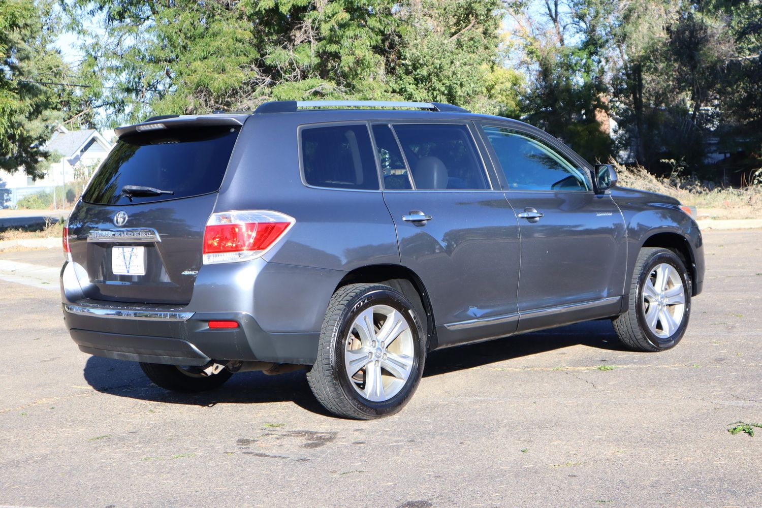 2011 Toyota Highlander Limited | Victory Motors of Colorado