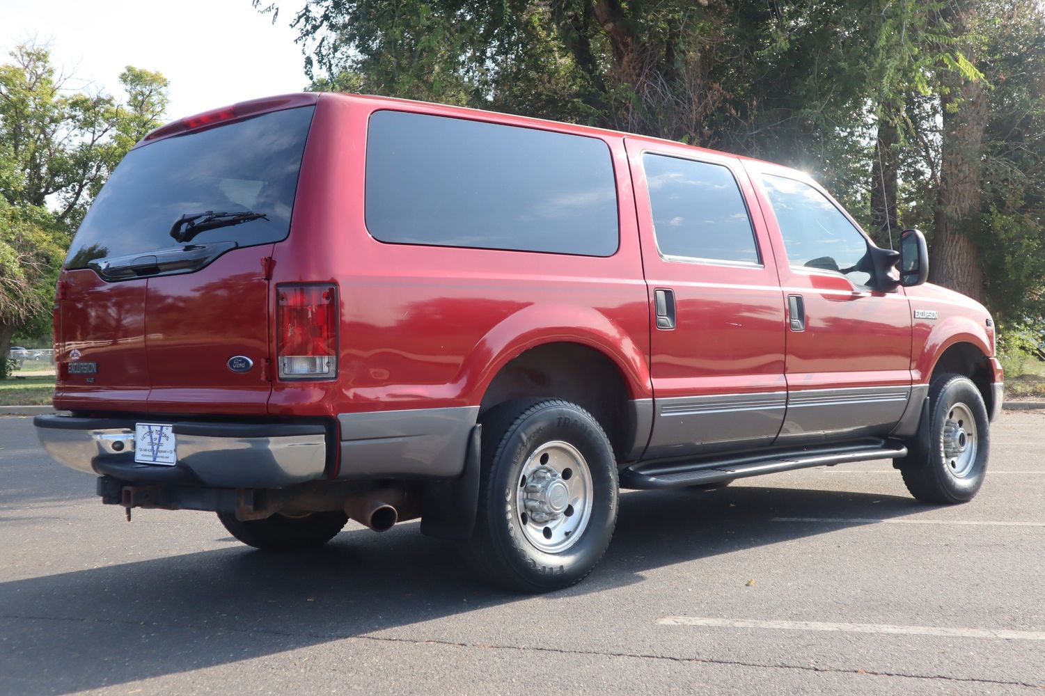 2005 Ford Excursion XLT | Victory Motors of Colorado
