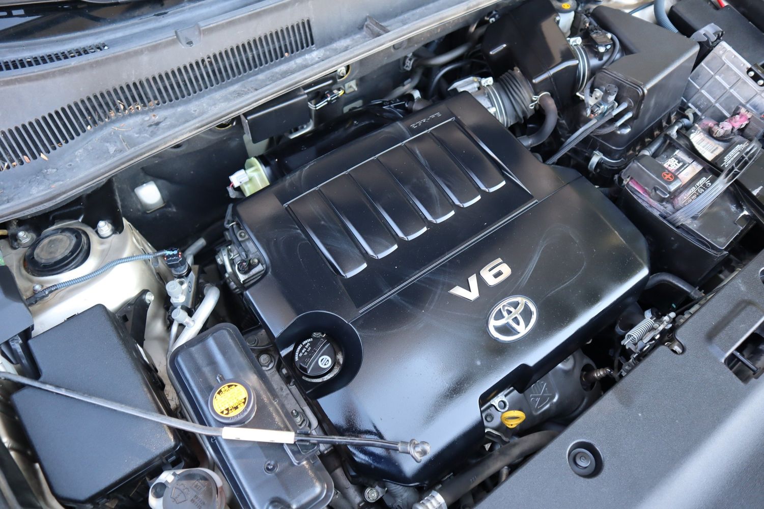 2007 Toyota RAV4 Base | Victory Motors of Colorado
