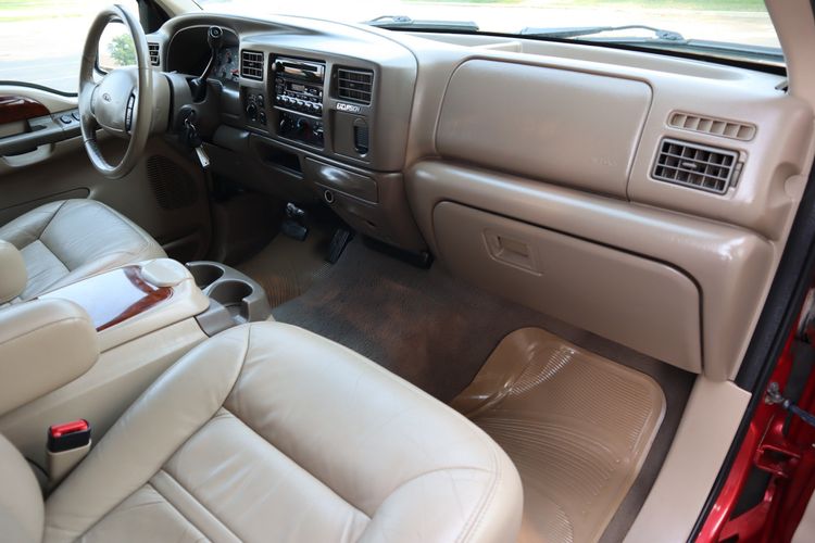 2000 Ford Excursion Limited | Victory Motors of Colorado