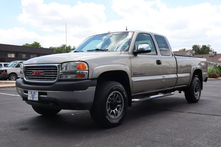 2002 GMC Sierra 2500HD SLT | Victory Motors of Colorado