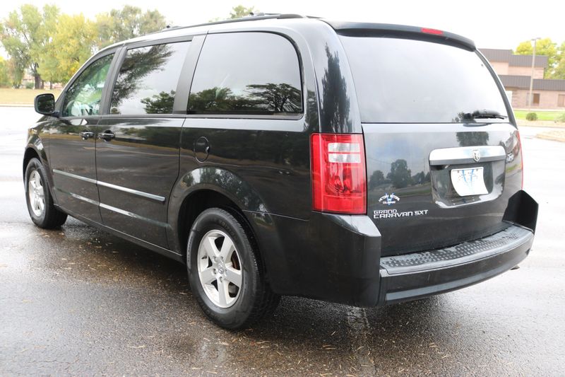 2008 Dodge Grand Caravan Photos