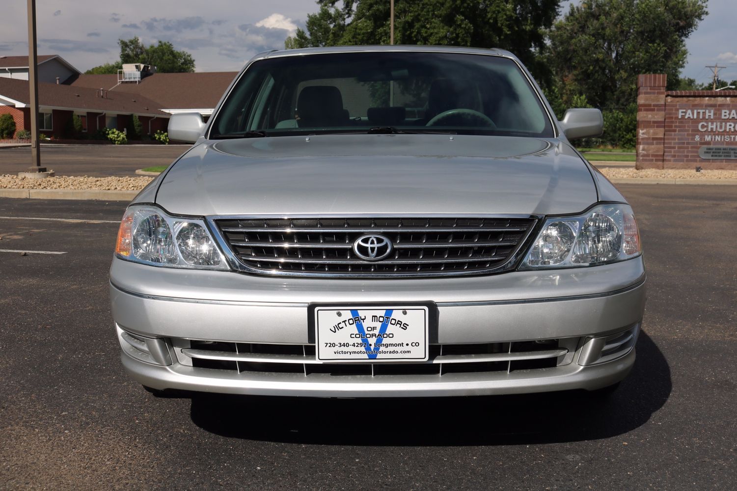 2004 Toyota Avalon XLS | Victory Motors of Colorado