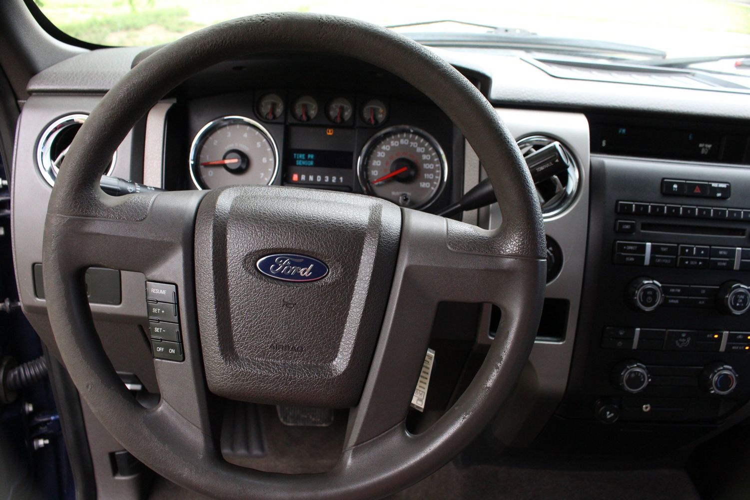 2009 Ford F-150 XLT | Victory Motors of Colorado