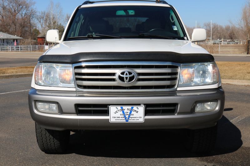 2007 Toyota Land Cruiser Photos