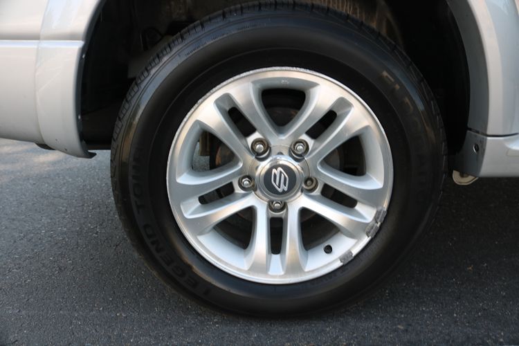 2004 Suzuki XL7 LX | Victory Motors of Colorado