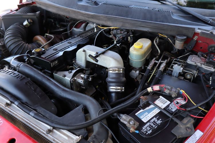 2001 Dodge Ram 3500 SLT | Victory Motors of Colorado