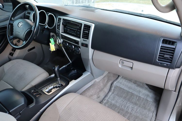 2003 Toyota 4Runner Limited | Victory Motors of Colorado