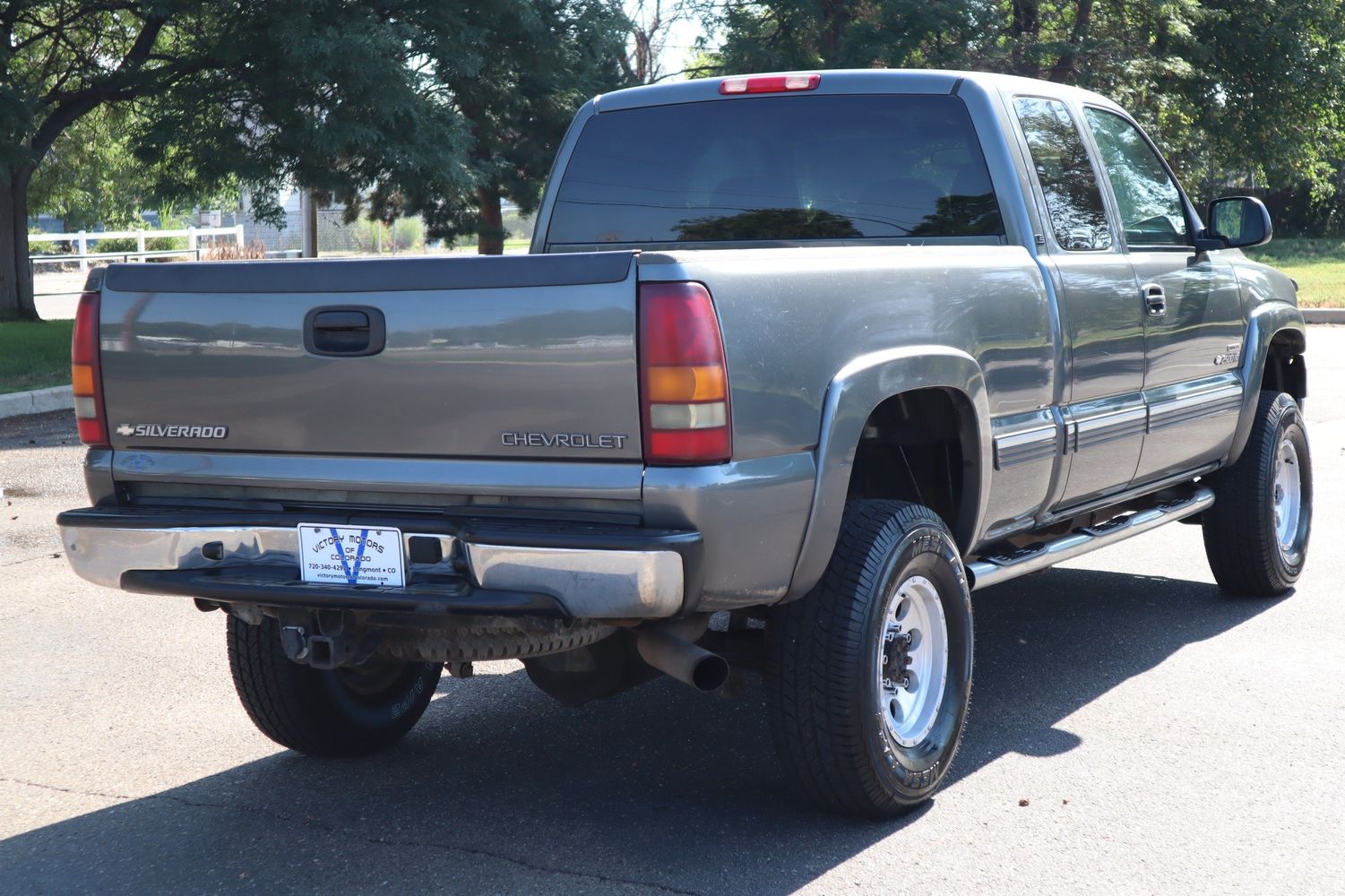 2002 Chevrolet Silverado 2500HD LS | Victory Motors of Colorado