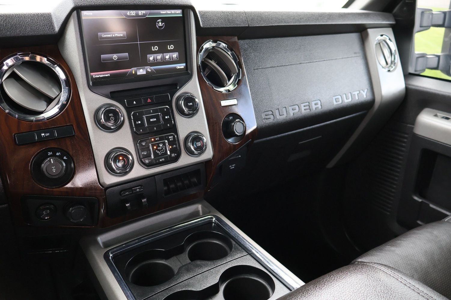 2015 Ford F-250 Super Duty Lariat | Victory Motors of Colorado