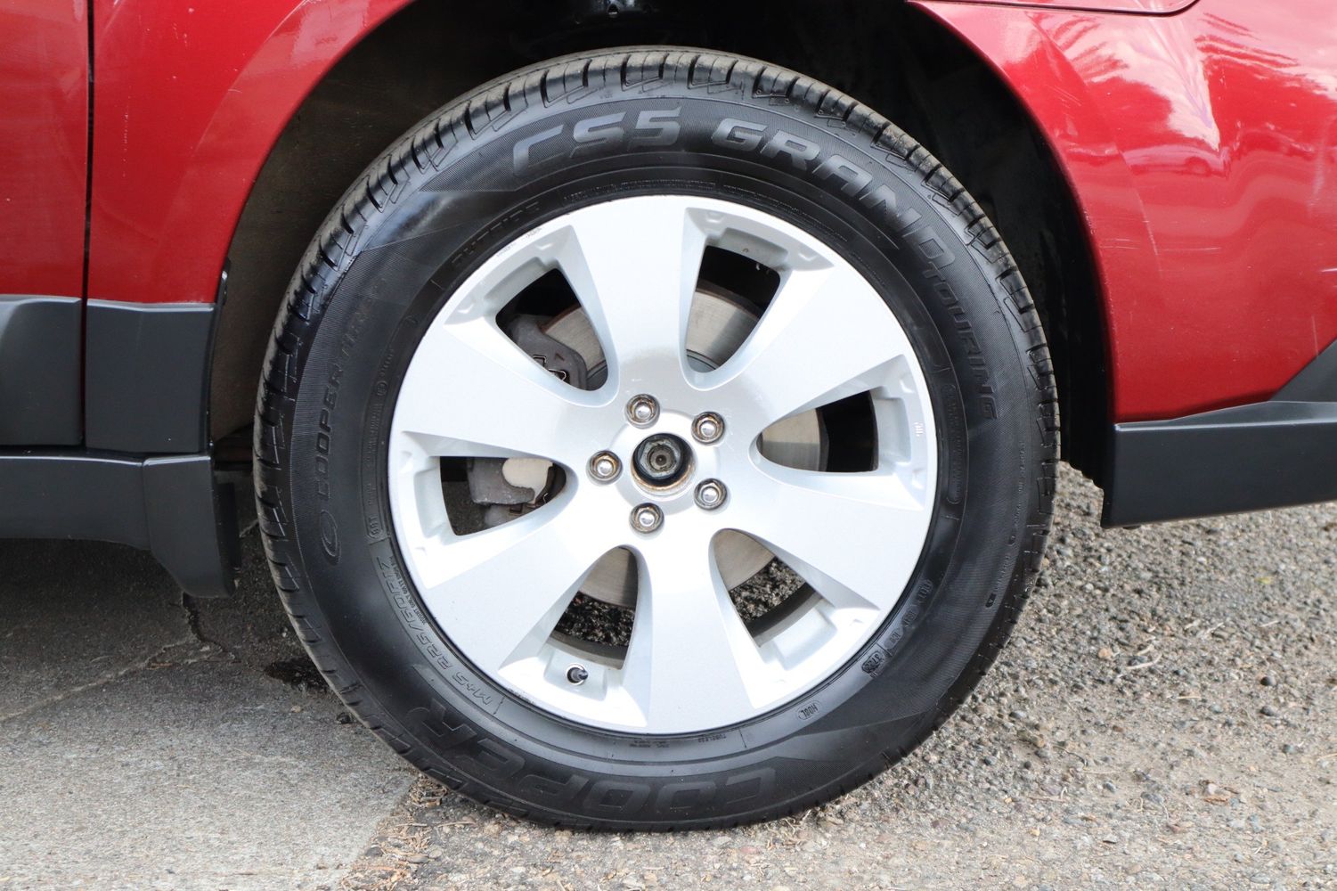 2011 Subaru Outback 2.5i Premium | Victory Motors of Colorado
