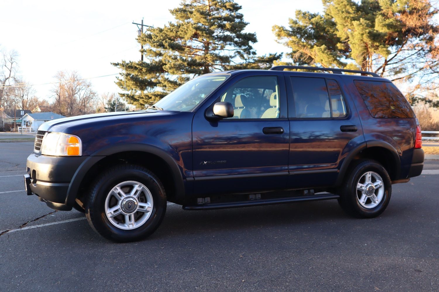 2004 Ford Explorer XLS | Victory Motors of Colorado