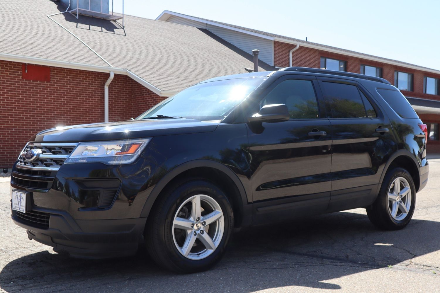 2018 Ford Explorer Base | Victory Motors of Colorado