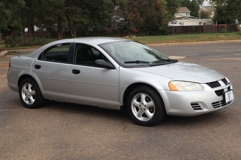 2004 Dodge Stratus Photos