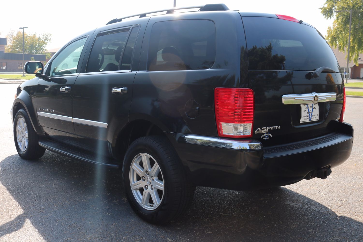 2007 Chrysler Aspen Limited | Victory Motors of Colorado