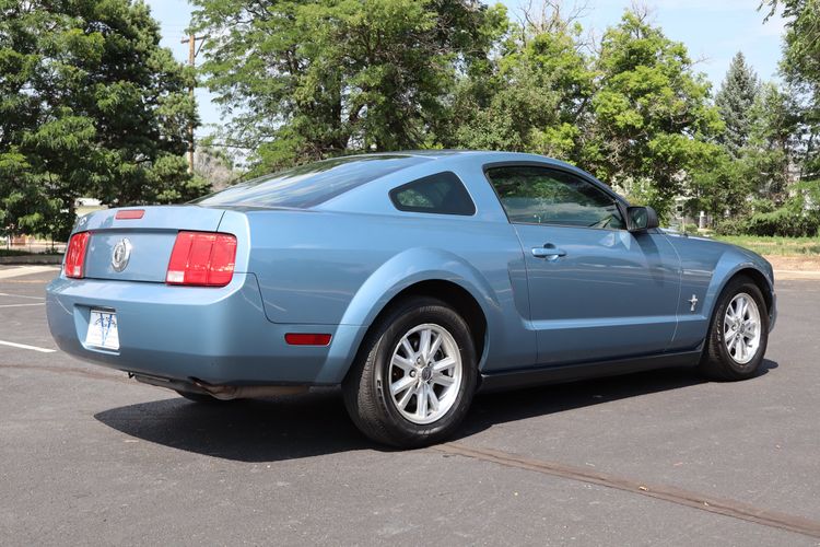 2006 Ford Mustang V6 Standard | Victory Motors of Colorado