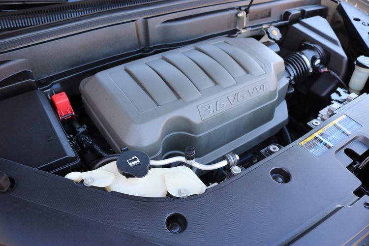 2008 GMC Acadia SLT | Victory Motors of Colorado