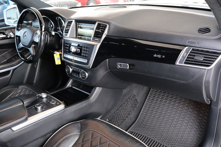 2016 Mercedes-Benz GL-Class GL 550 4MATIC | Victory Motors of Colorado