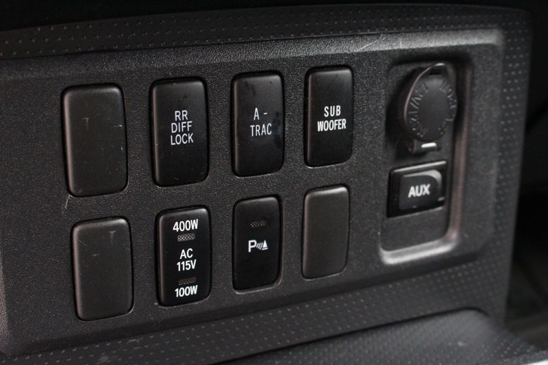 2007 Toyota FJ Cruiser Photos