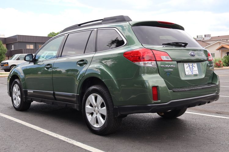 2011 Subaru Outback 2.5i Premium | Victory Motors of Colorado