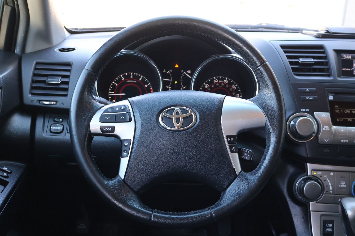 2012 Toyota Highlander SE | Victory Motors of Colorado