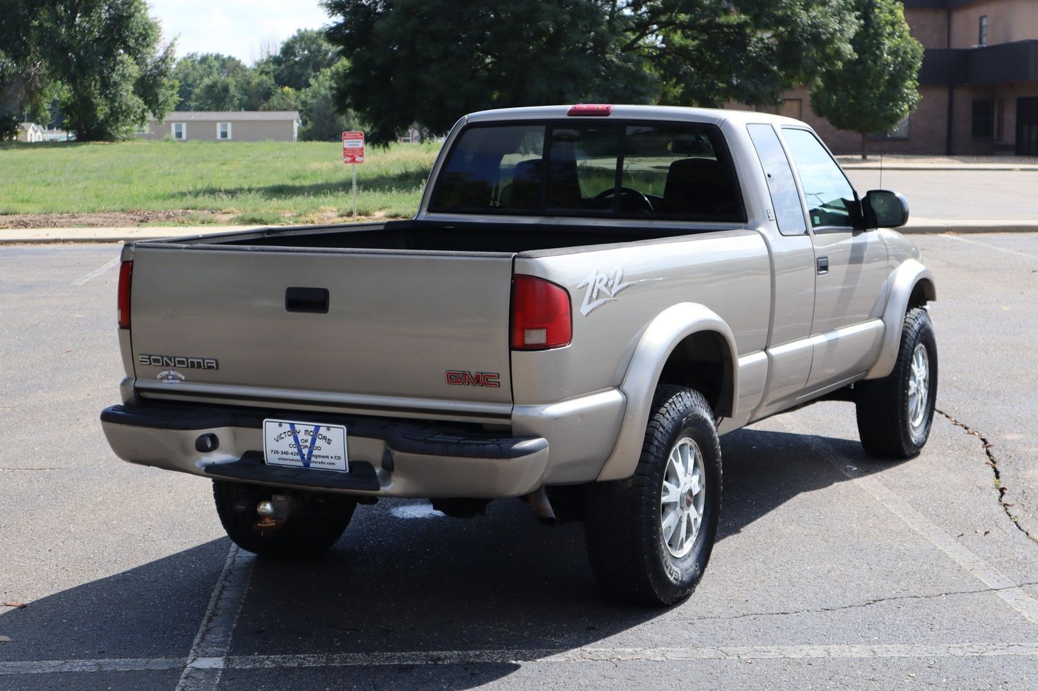 2002 GMC Sonoma SLS | Victory Motors of Colorado