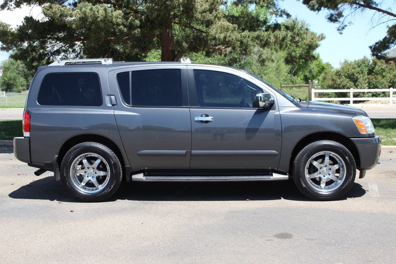 2004 Nissan Armada Photos