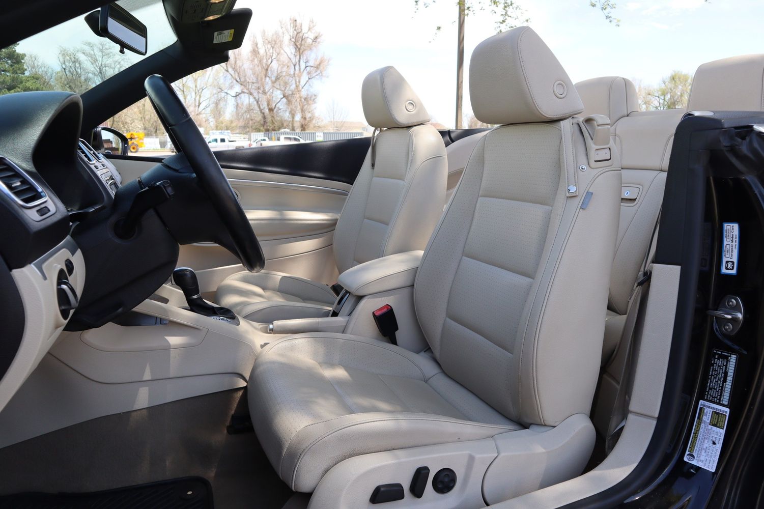 2012 Volkswagen Eos Komfort SULEV | Victory Motors of Colorado