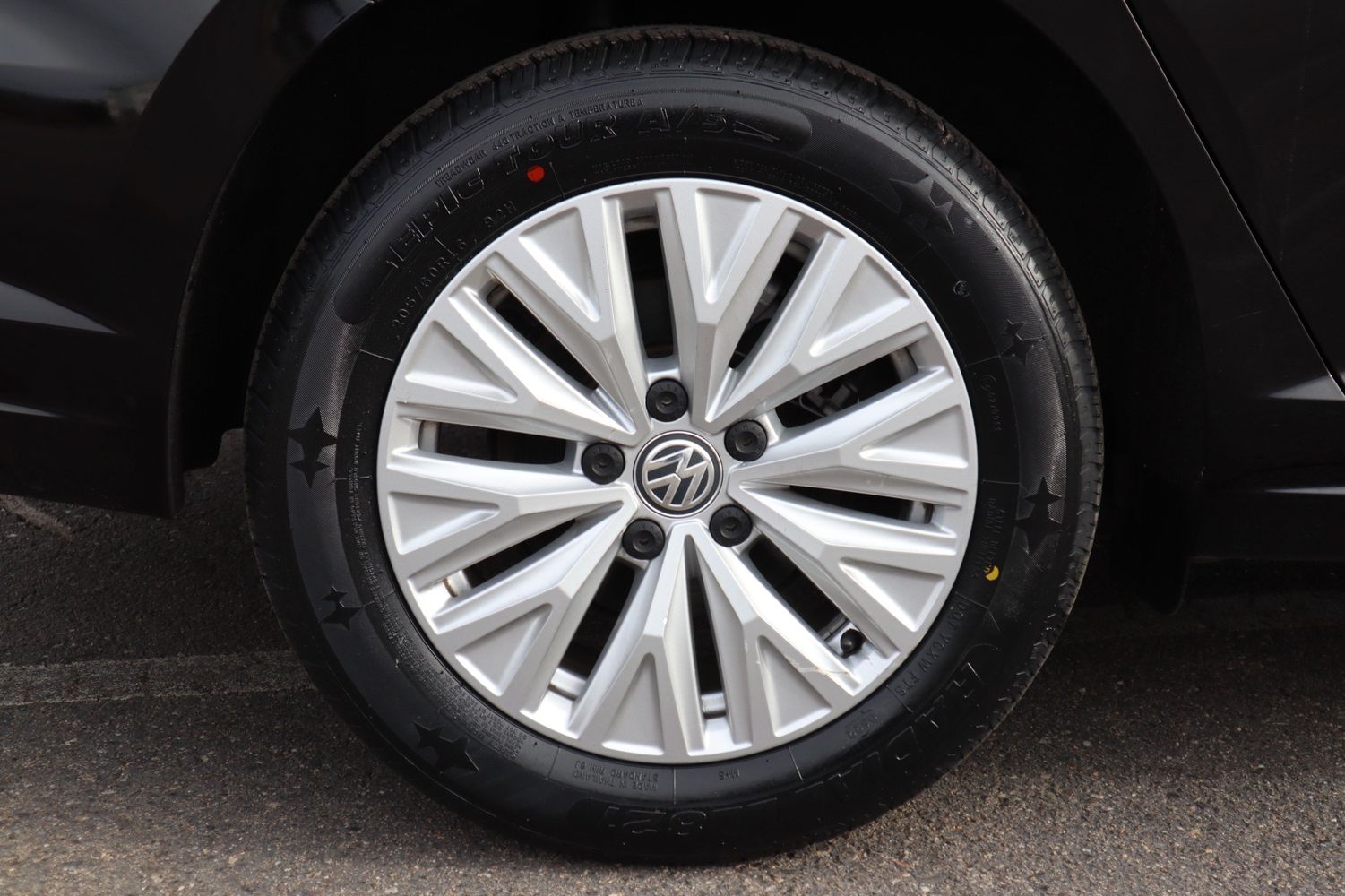 2020 Volkswagen Jetta 1.4T S ULEV | Victory Motors of Colorado
