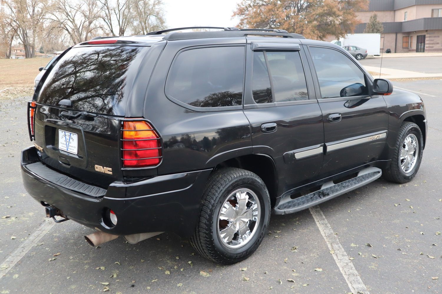 2002 GMC Envoy SLE | Victory Motors of Colorado