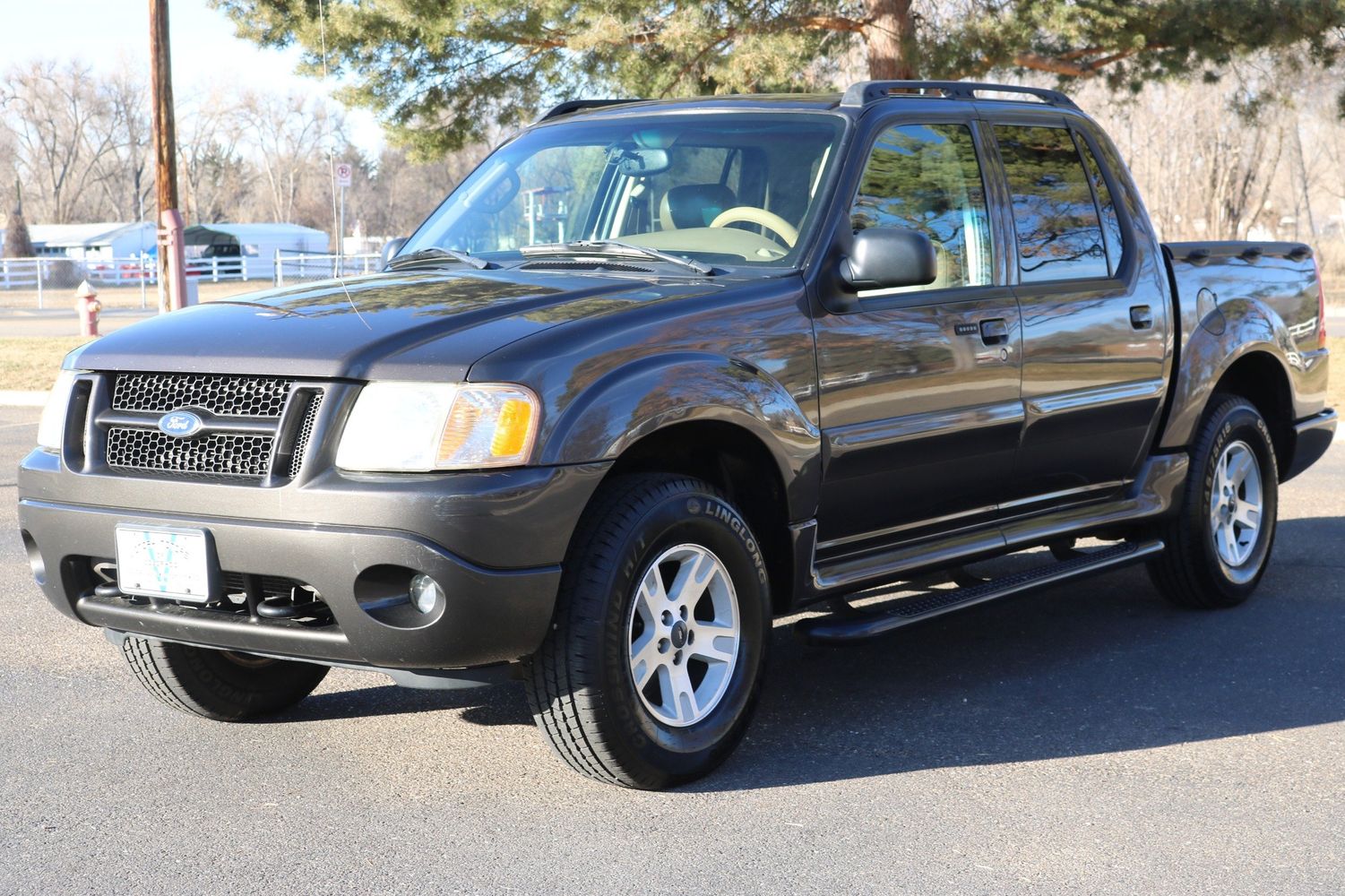 2005 Ford Explorer Sport Trac XLT | Victory Motors of Colorado