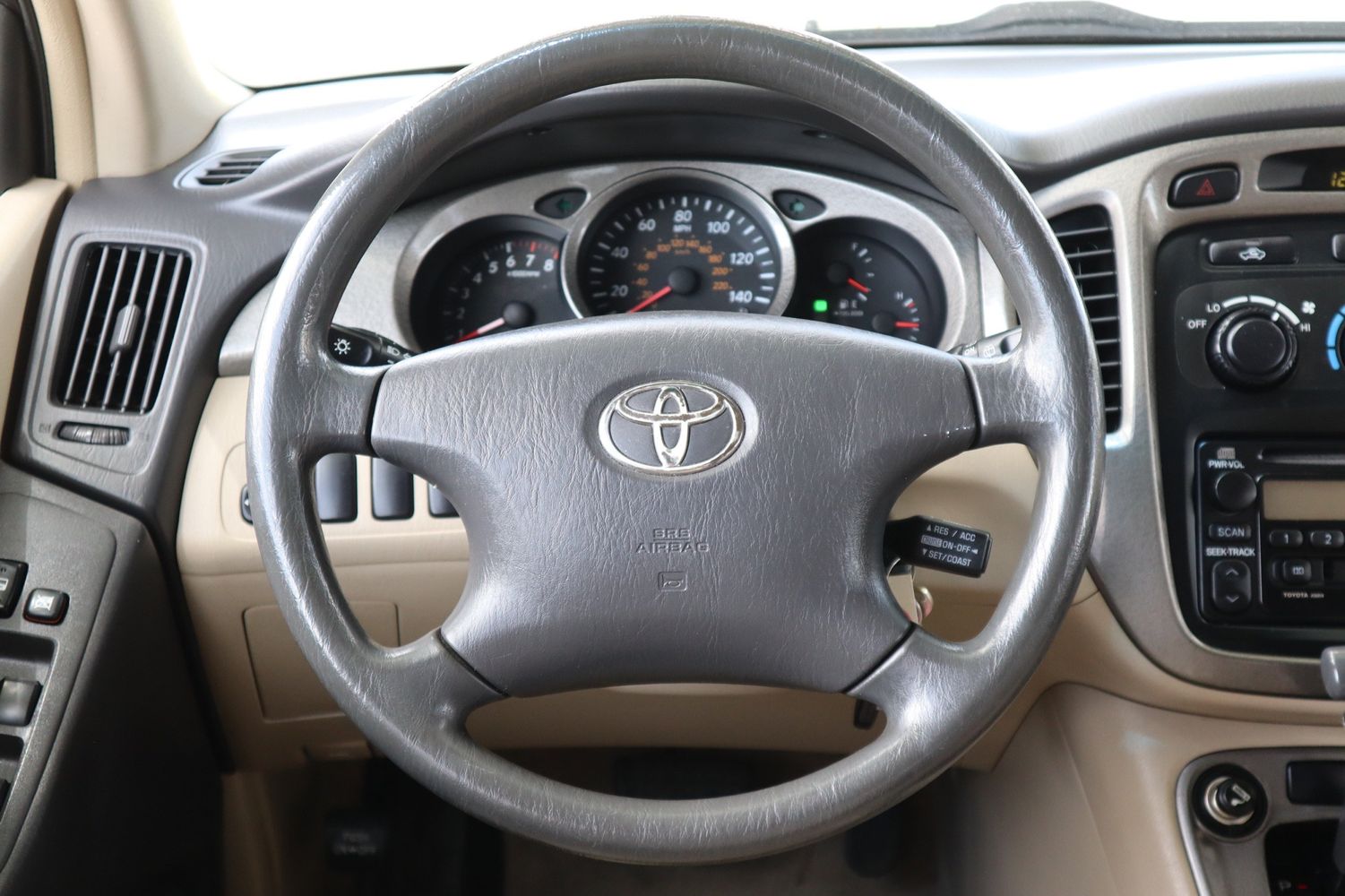 2003 Toyota Highlander Base | Victory Motors of Colorado