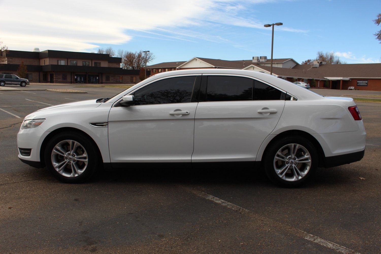 2013 Ford Taurus SEL | Victory Motors of Colorado