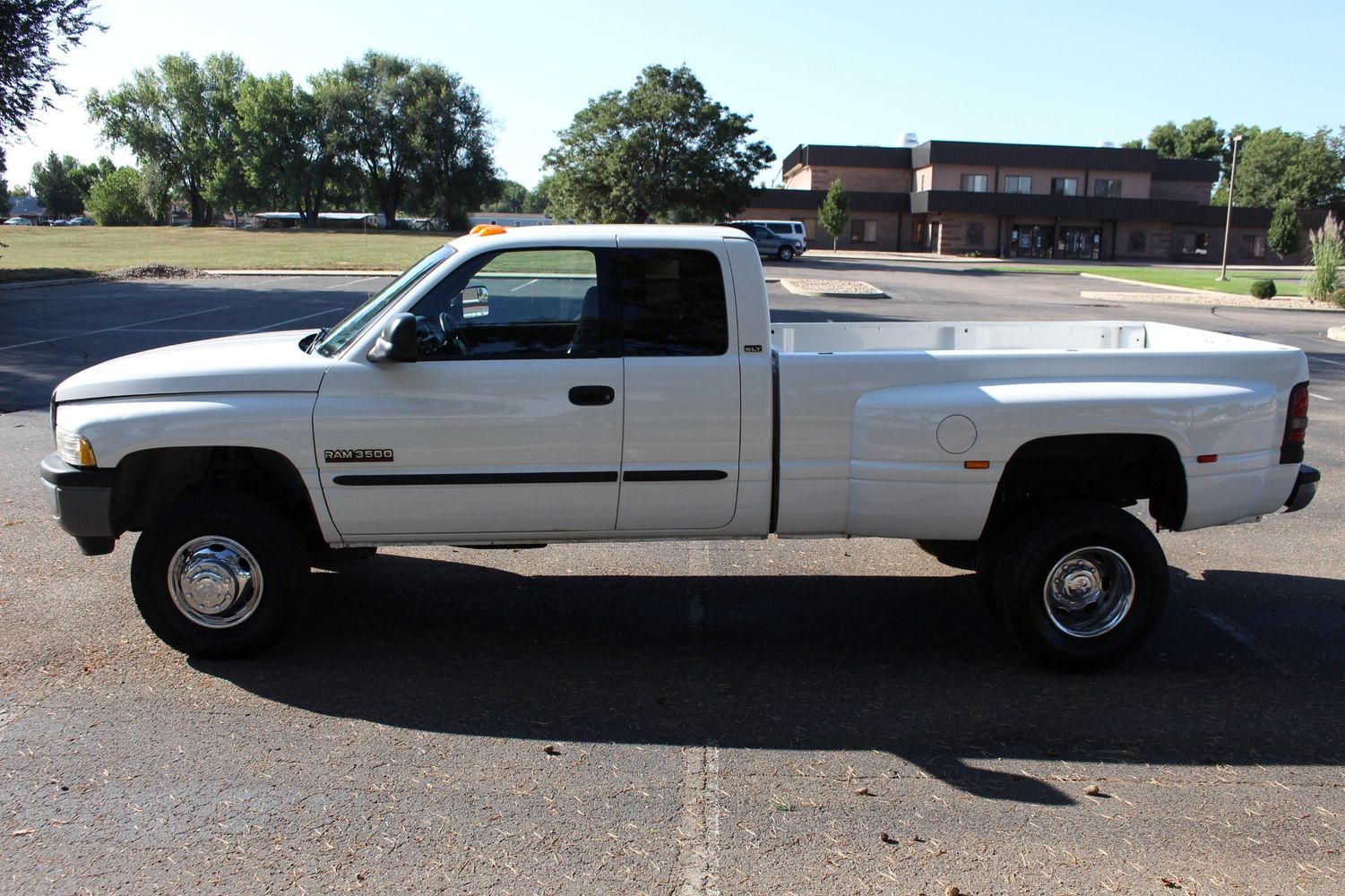 2002 Dodge Ram 3500 SLT | Victory Motors of Colorado