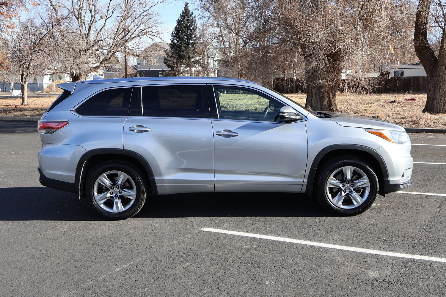 2015 Toyota Highlander Limited | Victory Motors of Colorado
