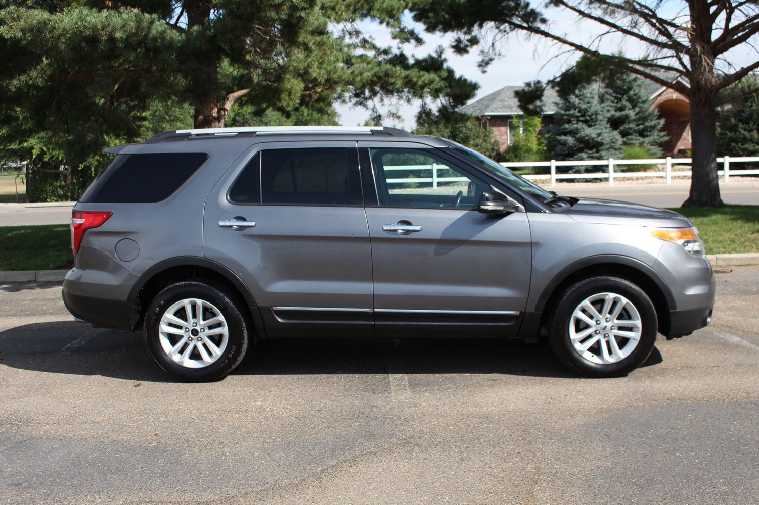 2012 Ford Explorer XLT | Victory Motors of Colorado