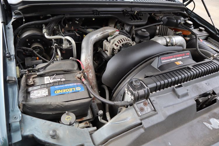 2004 Ford F-250 Super Duty XLT | Victory Motors of Colorado