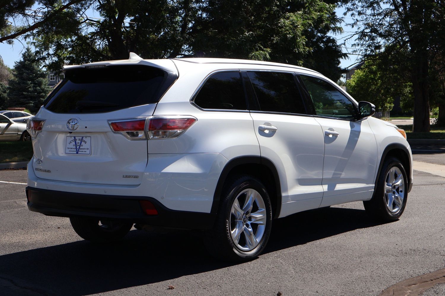 2016 Toyota Highlander Limited | Victory Motors of Colorado