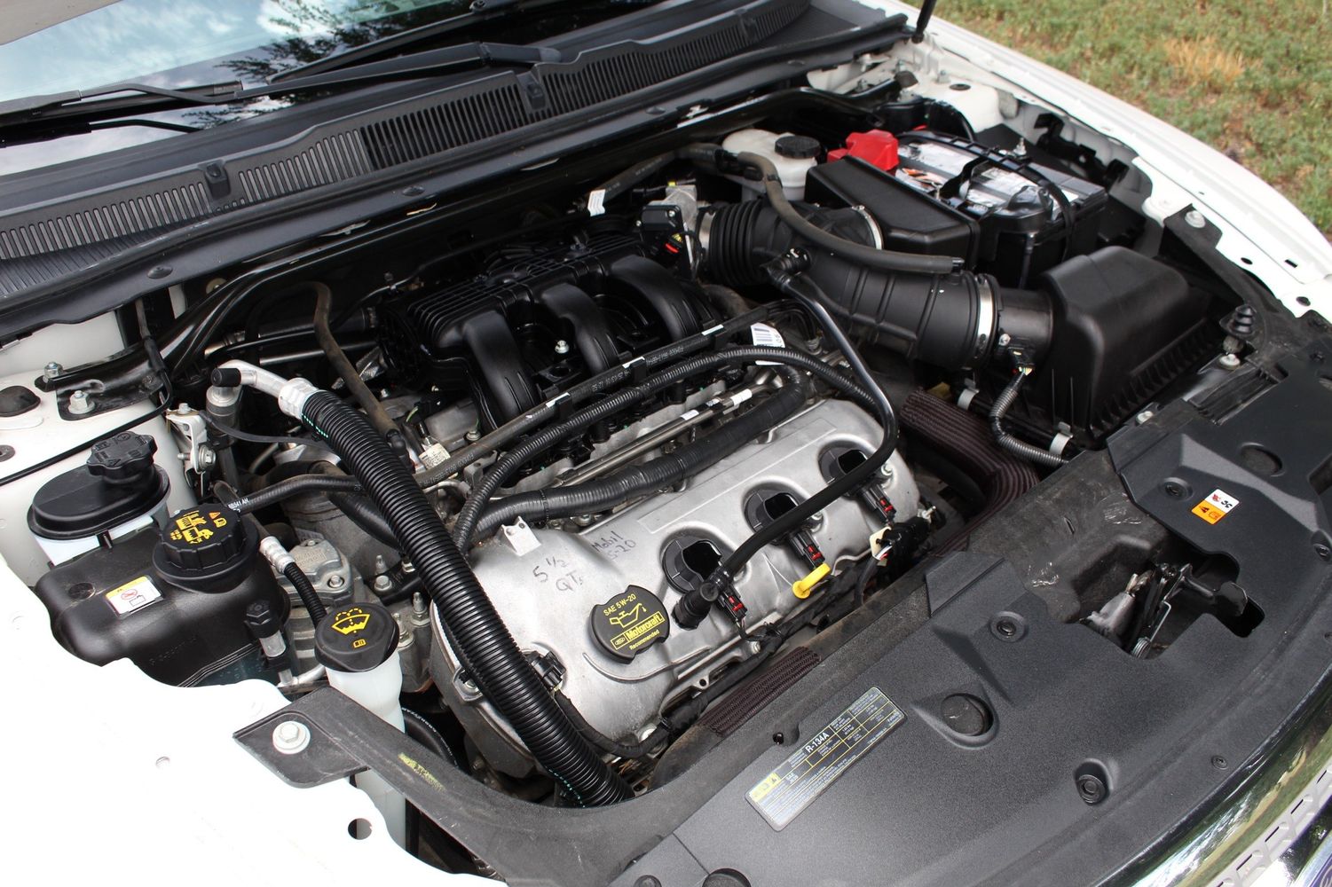 2010 Ford Taurus Limited | Victory Motors of Colorado