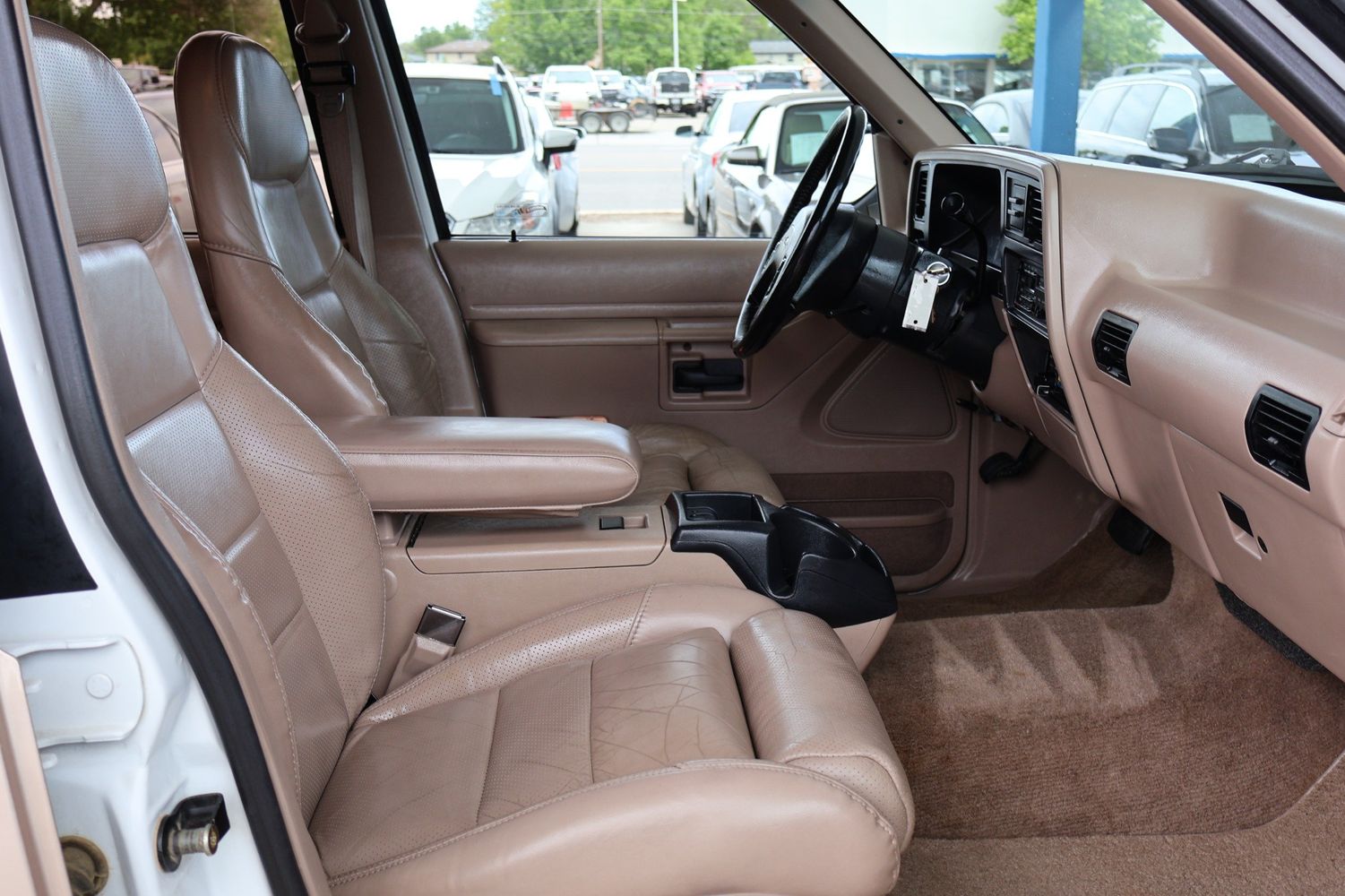 1992 Ford Explorer XLT | Victory Motors of Colorado