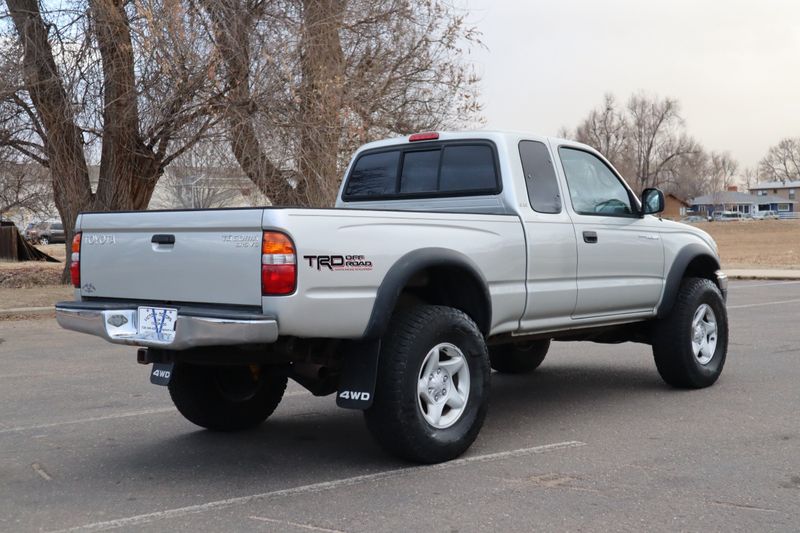 2002 Toyota Tacoma Photos