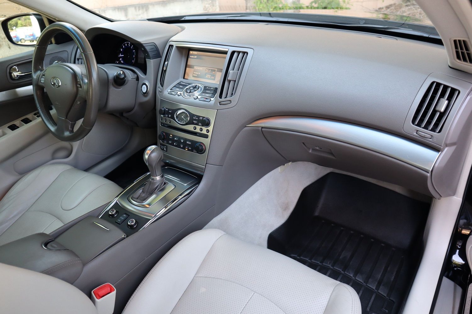 2015 INFINITI Q40 Base | Victory Motors of Colorado
