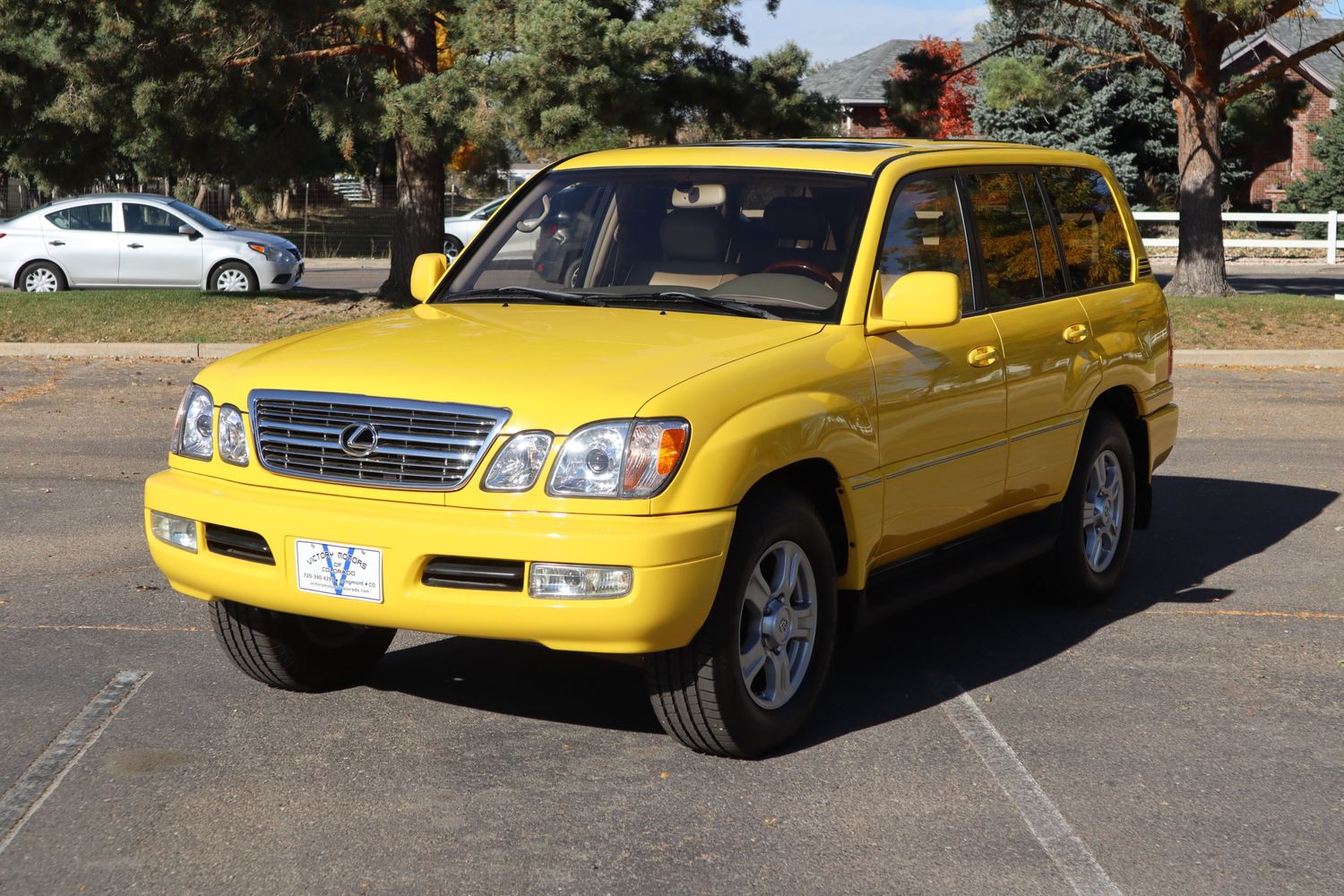2001 Lexus LX 470 Base | Victory Motors of Colorado