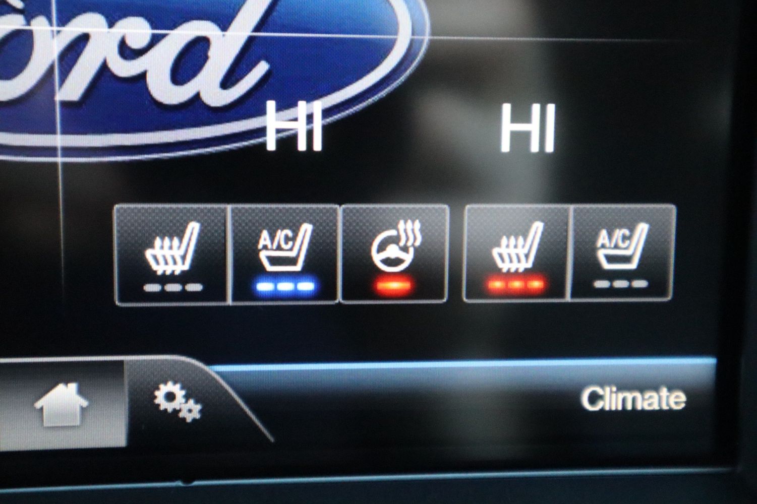 2016 Ford F-350 Super Duty Platinum | Victory Motors of Colorado