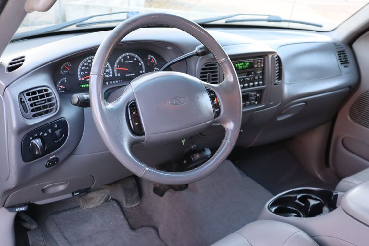 2002 Ford F-150 Lariat | Victory Motors of Colorado