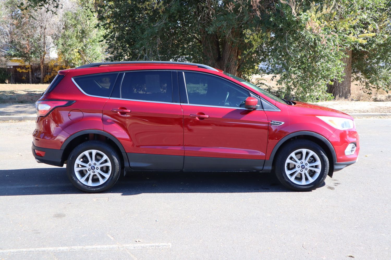 2018 Ford Escape SE | Victory Motors of Colorado