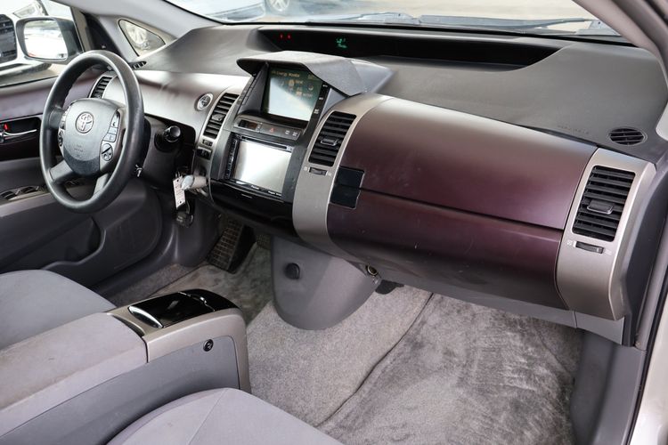 2005 Toyota Prius Base | Victory Motors of Colorado