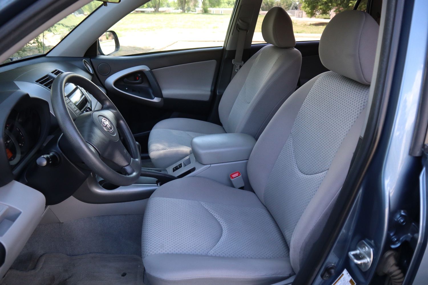 2007 Toyota RAV4 Base | Victory Motors of Colorado