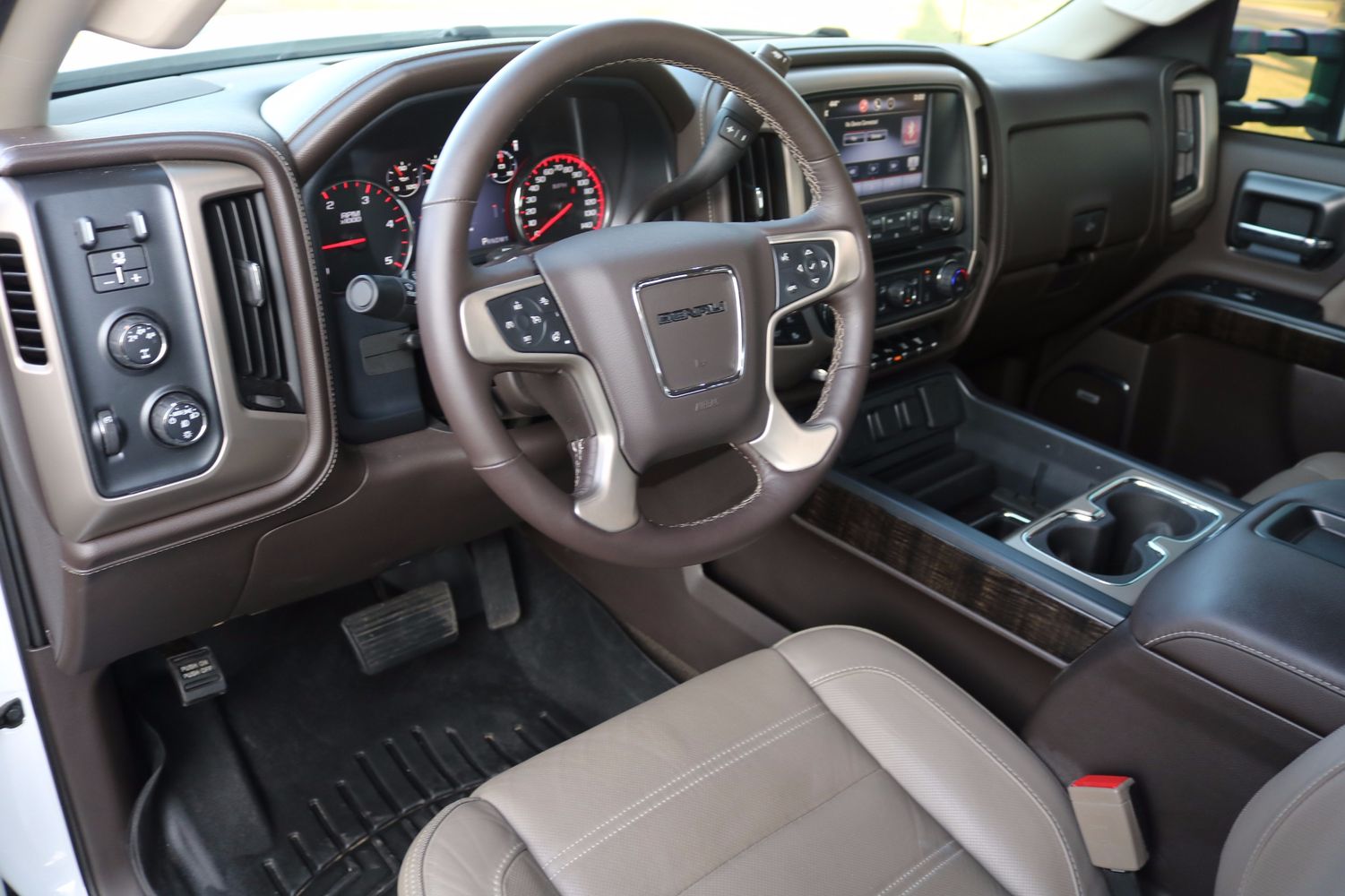 2015 GMC Sierra 3500HD Denali | Victory Motors of Colorado