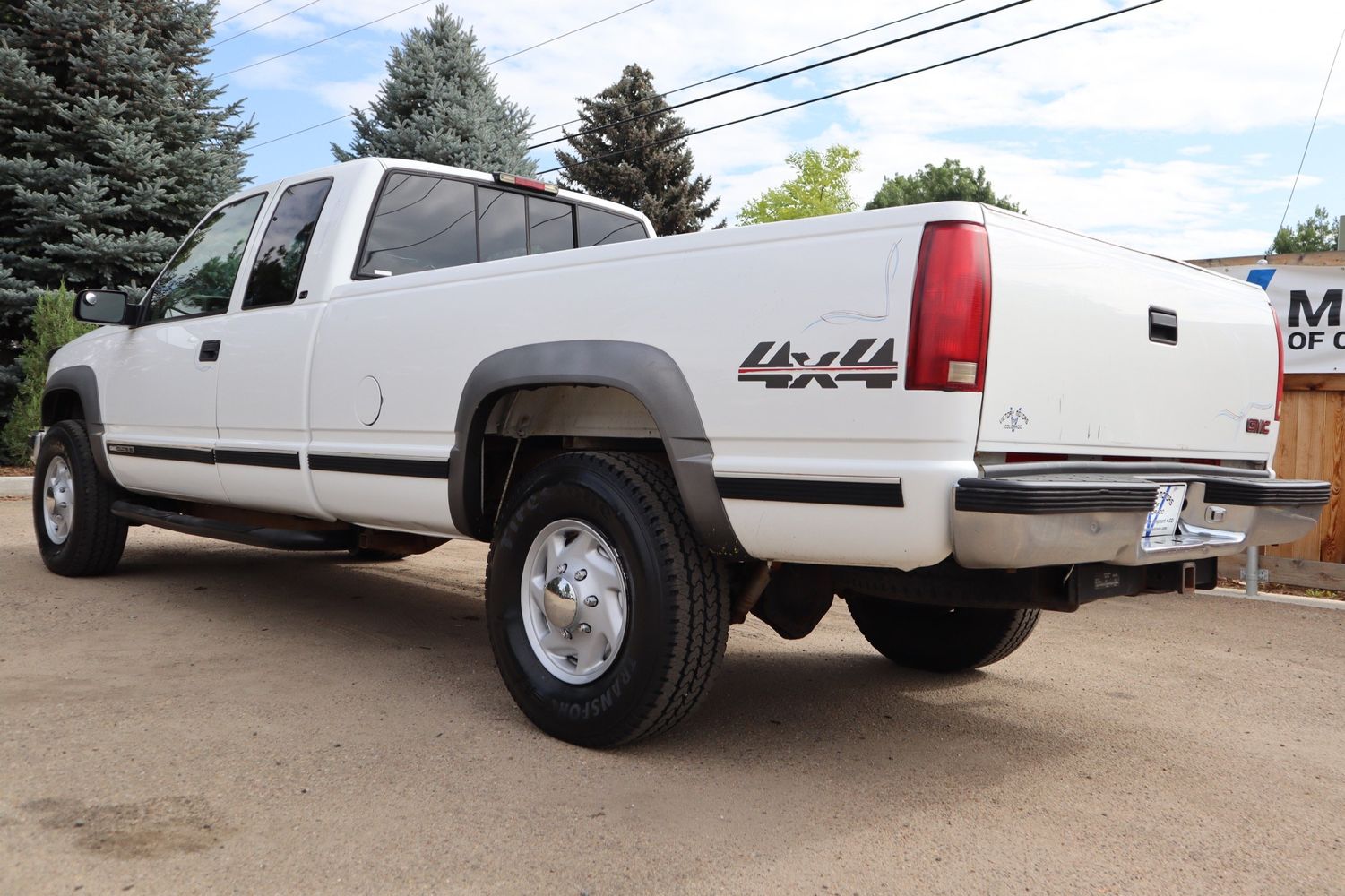 1998 GMC Sierra 2500 SL | Victory Motors of Colorado